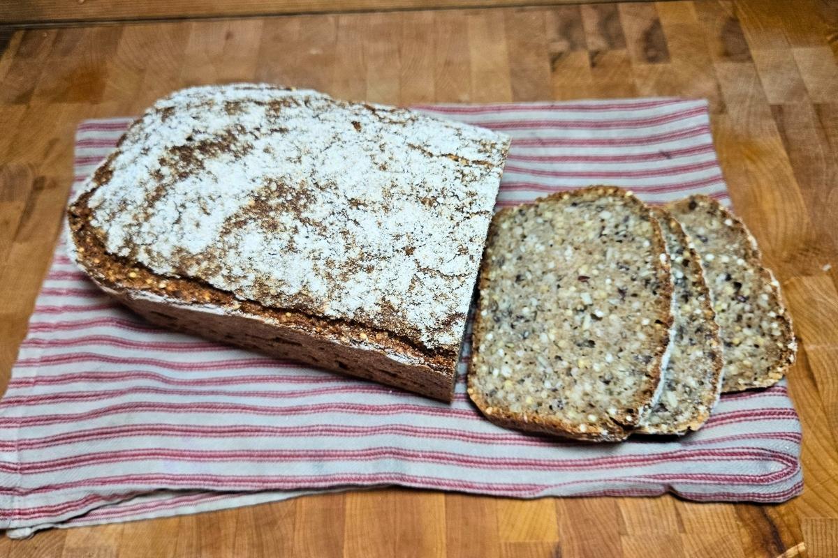 Dark Seeded Rye Sourdough Bread – Easy Overnight Recipe