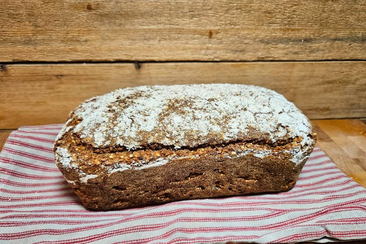 Dark Seeded Rye Sourdough Bread – Easy Overnight Recipe